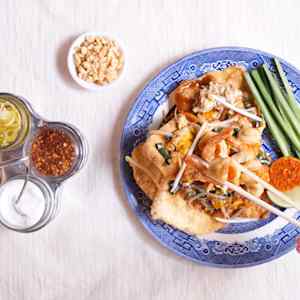 Soothr Thai Noodle Bar - New York, NY Restaurant | Menu + Delivery ...