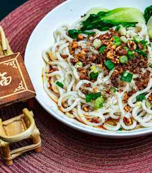 what does dan dan mean