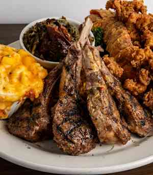 Fatboiz Premium Gourmet - McDonough, GA Restaurant | Menu + Delivery ...
