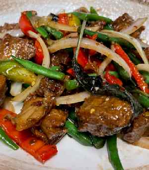 Tung Thong Thai Restaurant - New York, NY Restaurant | Menu + Delivery ...